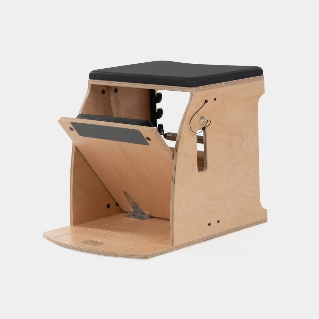 Ontdek de Wunda Chair van Balanced Body - Nu bij Yoga-PilatesShop.nl