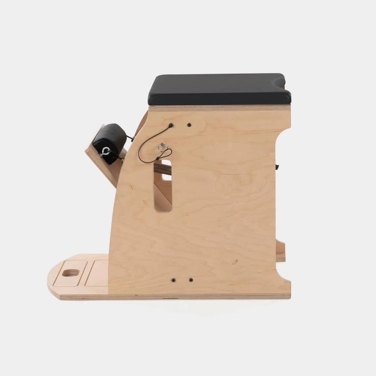 Ontdek de Wunda Chair van Balanced Body - Nu bij Yoga-PilatesShop.nl